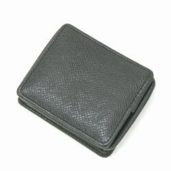 Louis Vuitton | Bags | Louis Vuitton Taiga Porte Monet Boite Coin Case ...